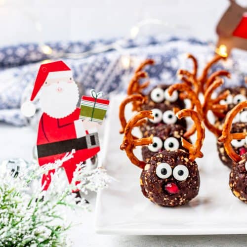 Pretzel Reindeer Bites | Haute & Healthy Living