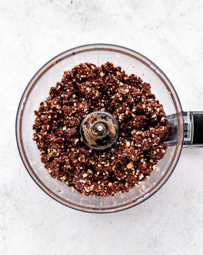 Pretzel Reindeer Bites | Haute & Healthy Living
