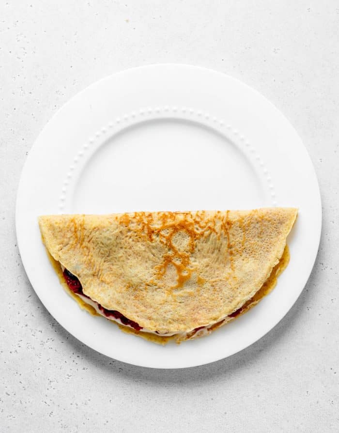 Strawberry Cream Cheese Crepe Filling {Healthy + Easy!}