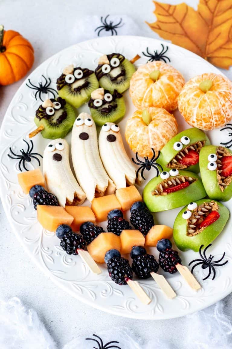 Halloween Fruit Tray Ideas {A Healthy Halloween Snack}!