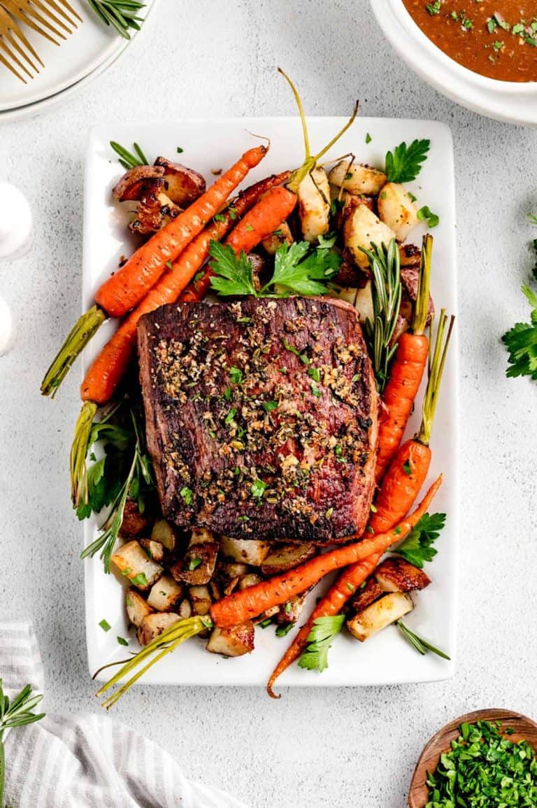 Easy Christmas Beef Roast {Eye of Round}