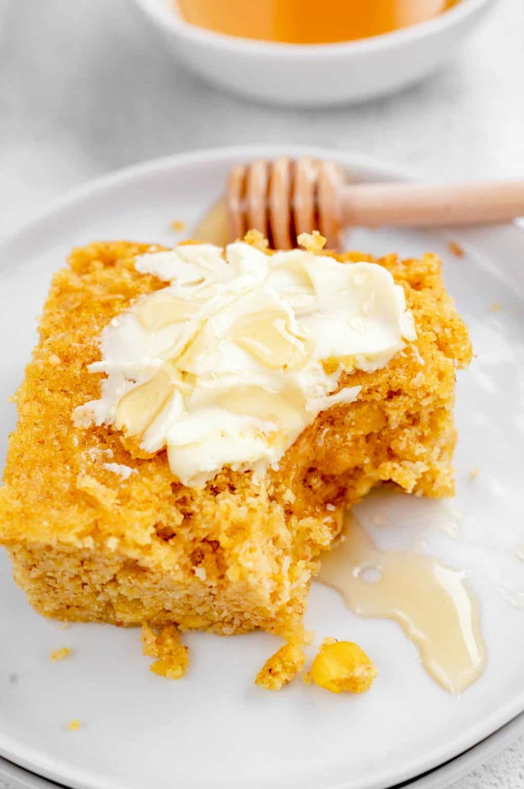 Healthy Almond Flour Cornbread {With Greek Yogurt}