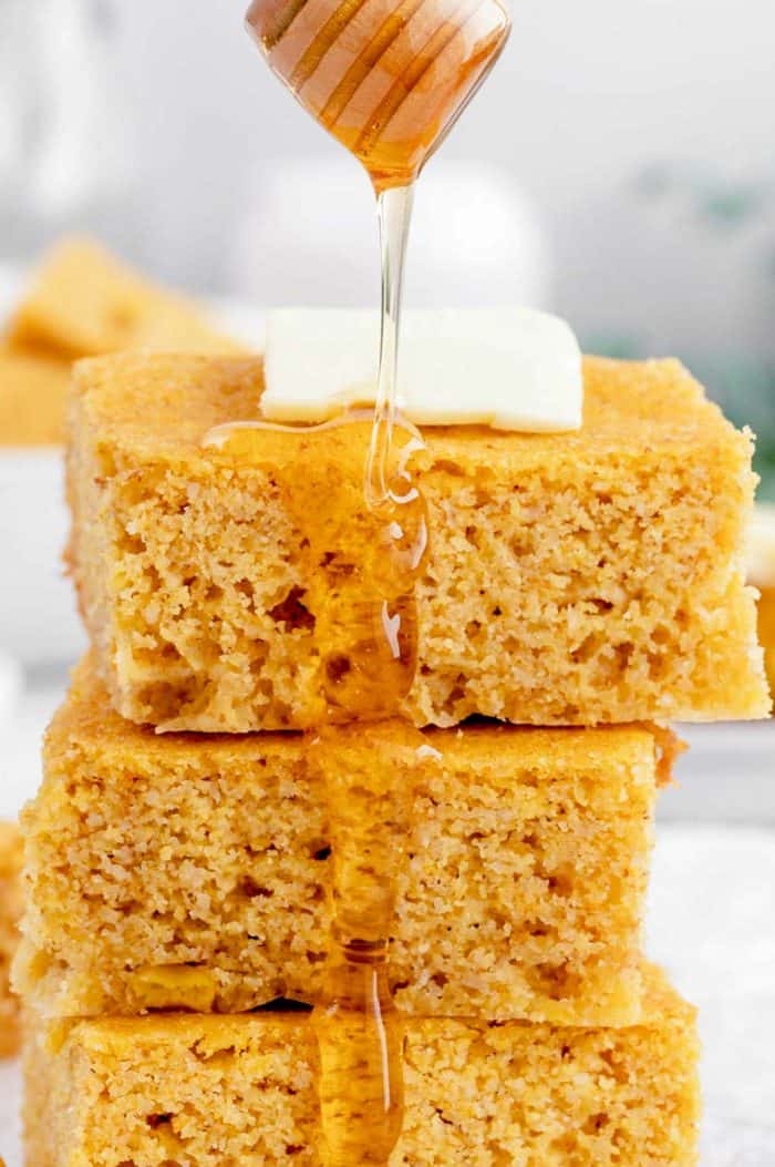 Healthy Almond Flour Cornbread {With Greek Yogurt}