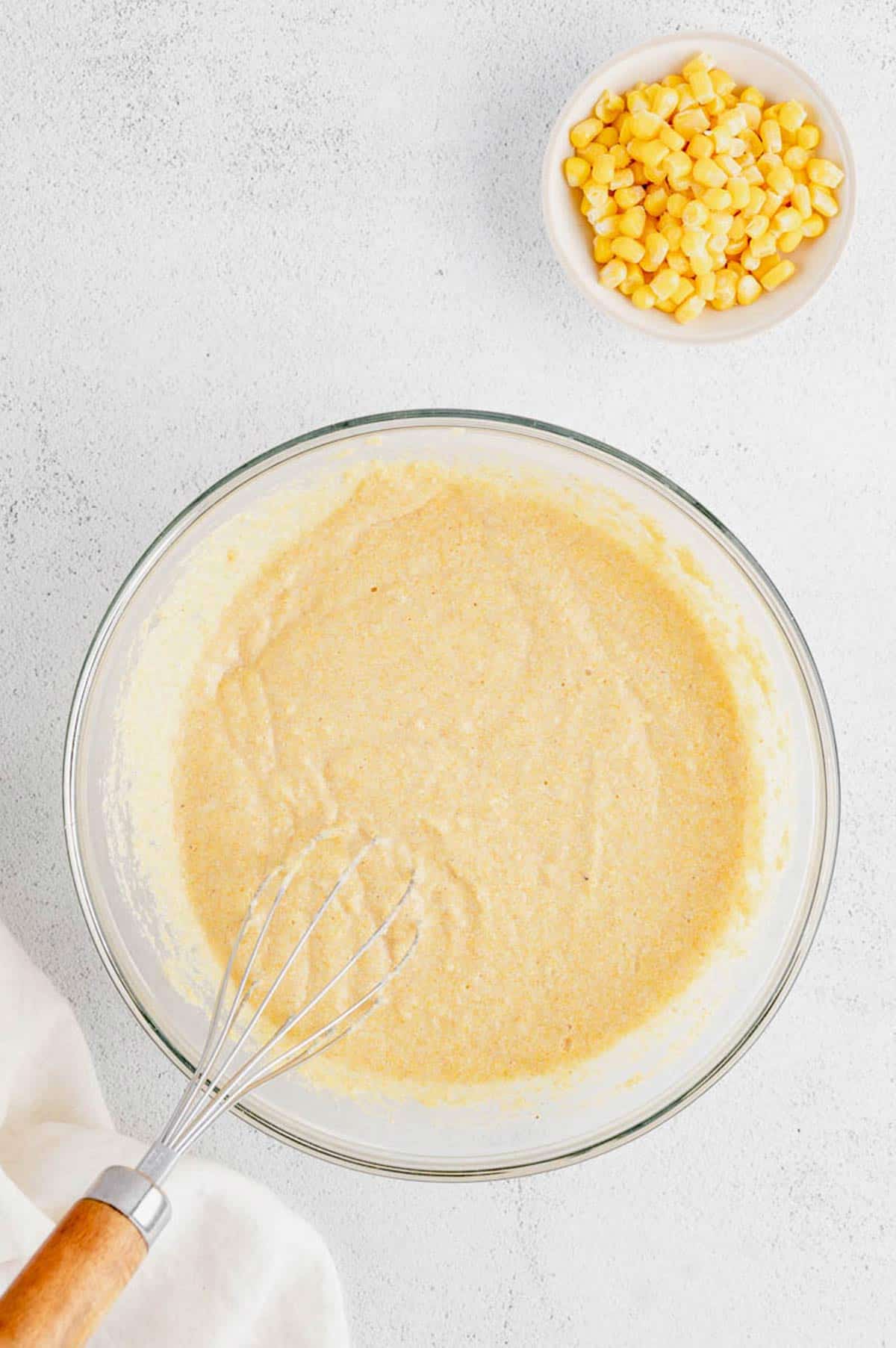 Healthy Almond Flour Cornbread Recipe {With Greek Yogurt}