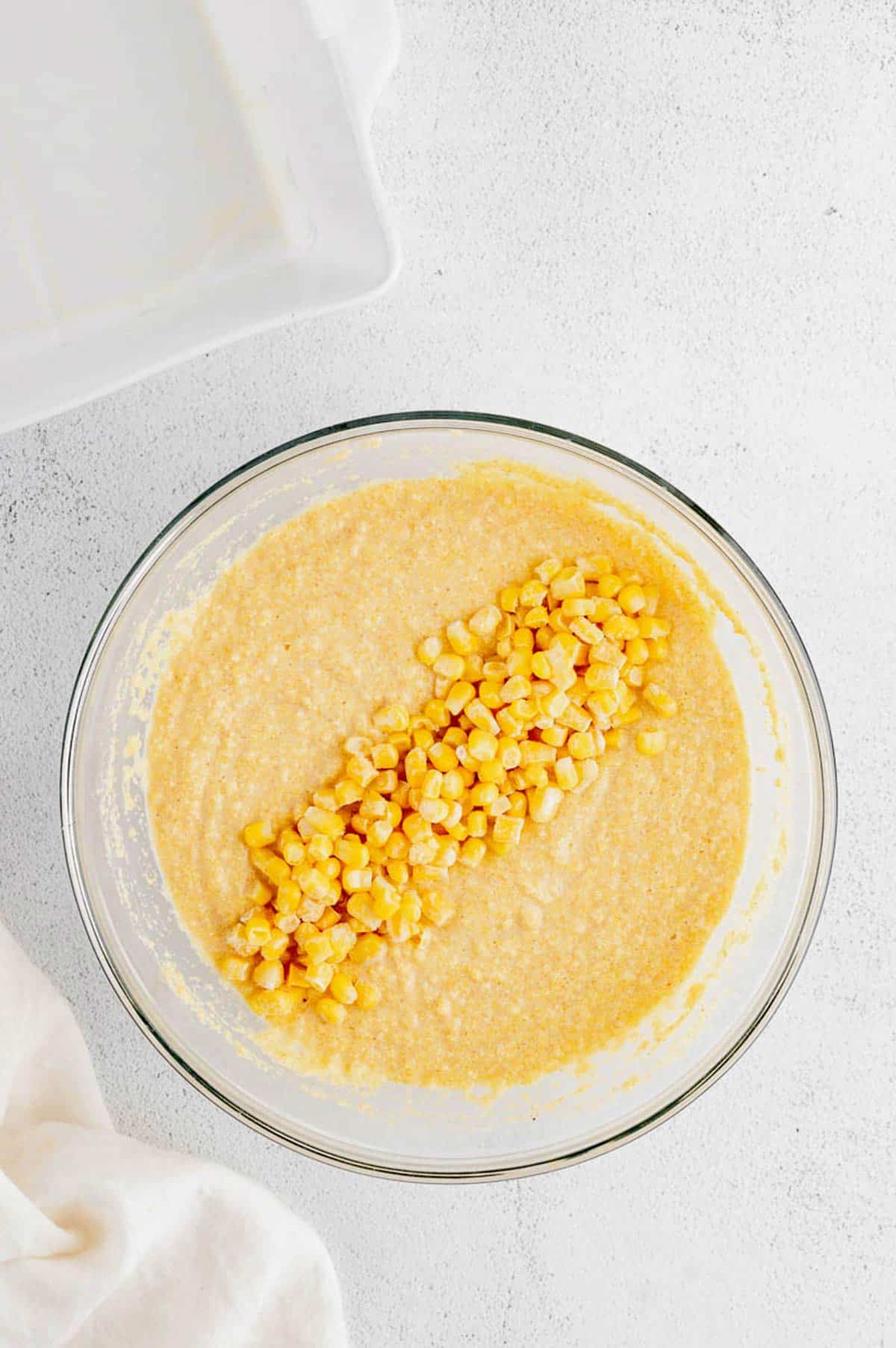 Healthy Almond Flour Cornbread {With Greek Yogurt}