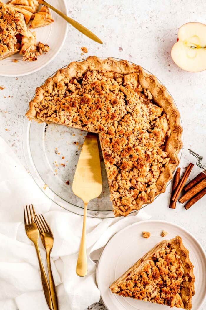 Healthy Apple Pie with Whole Wheat Crust - Haute & Healthy Living