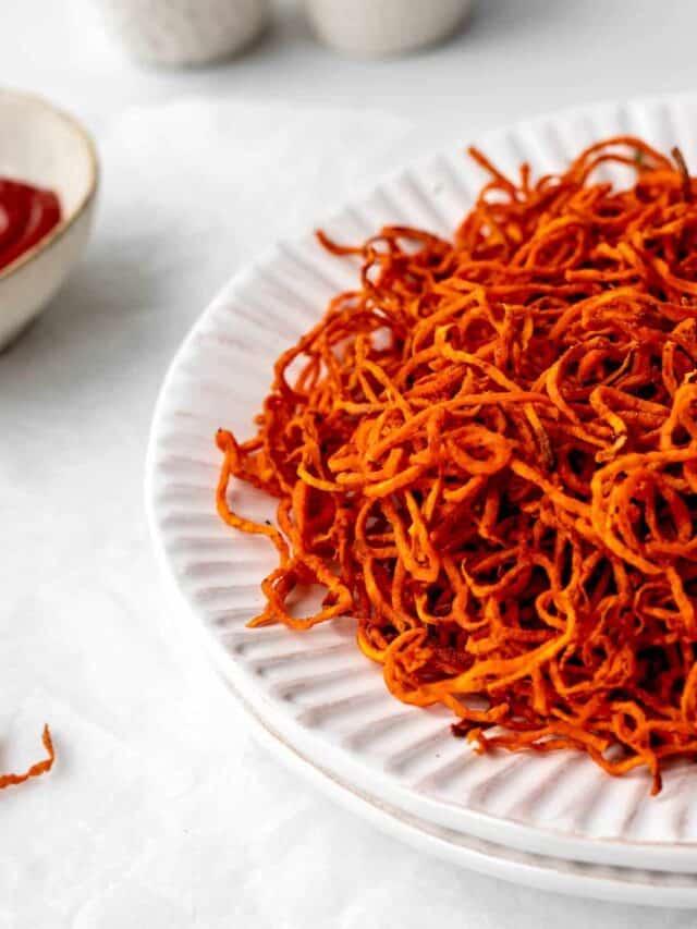 Baked Curly Sweet Potato Fries Recipe Story - Haute & Healthy Living