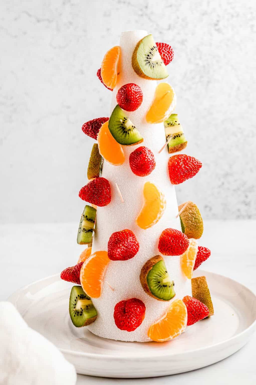 Fruit Christmas Tree {Beautiful Christmas Fruit Display}