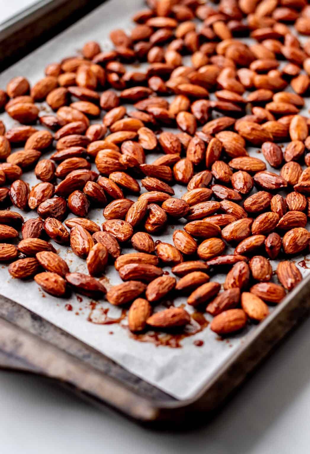 Easy Cinnamon Honey Roasted Almonds Recipe - Haute & Healthy Living