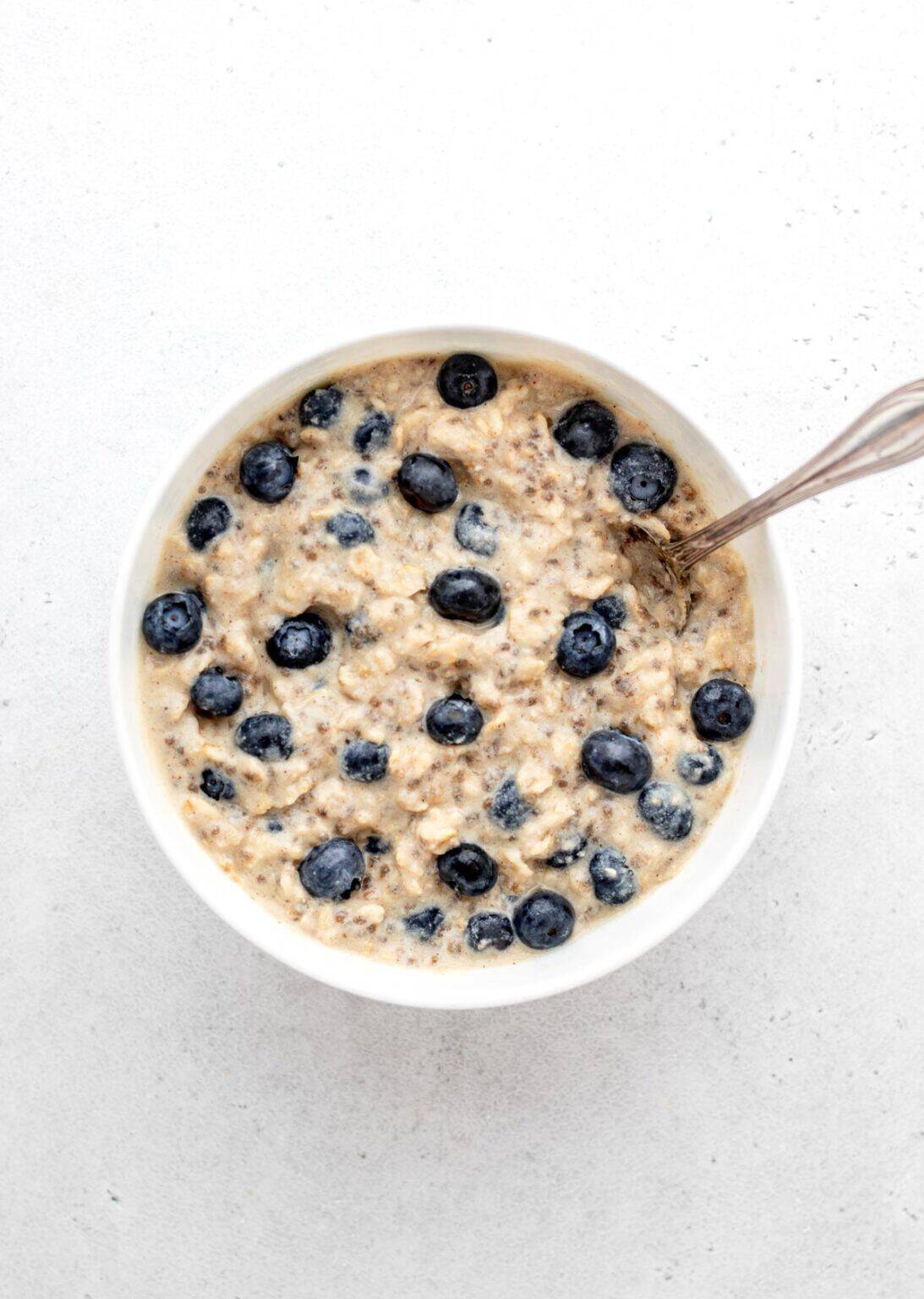 Macro-Friendly High Protein Oatmeal - Haute & Healthy Living