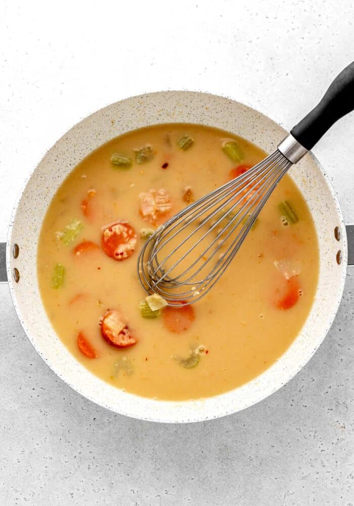 Homemade Healthy Turkey Gravy without Drippings