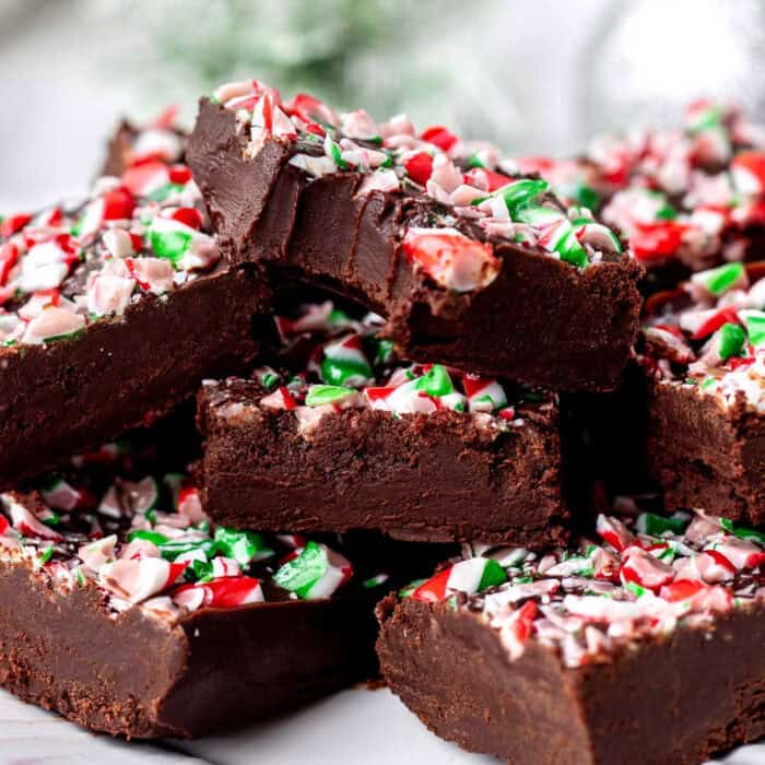 Easy 3-Ingredient Christmas Fudge Recipe {with Peppermint}