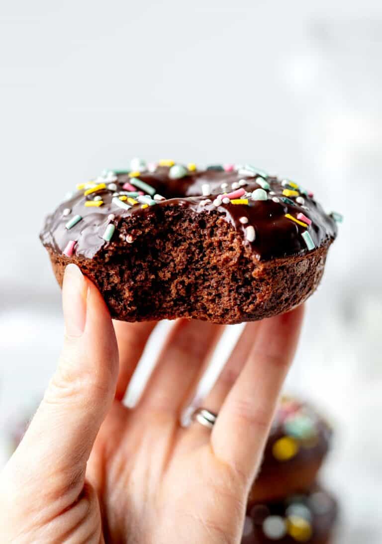 Healthy Chocolate Baked Donuts {Without Yeast}