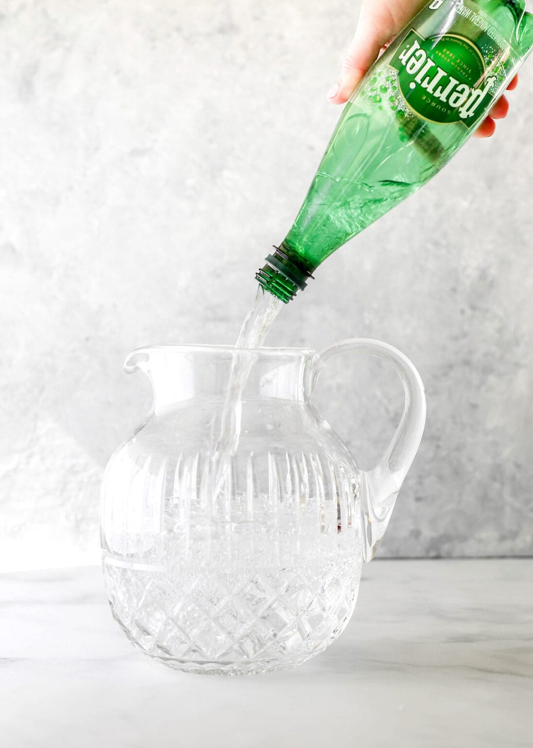 Healthy Strawberry Mocktail Spritzer {Non Alcoholic}